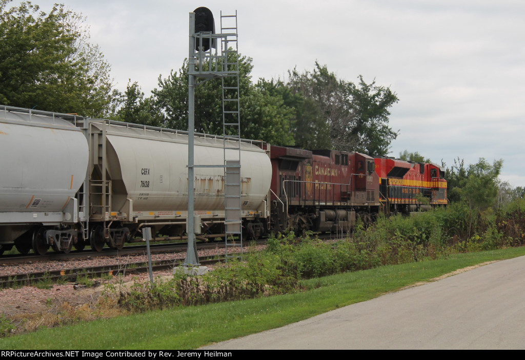 KCS 4051 & CP 8562 (2)